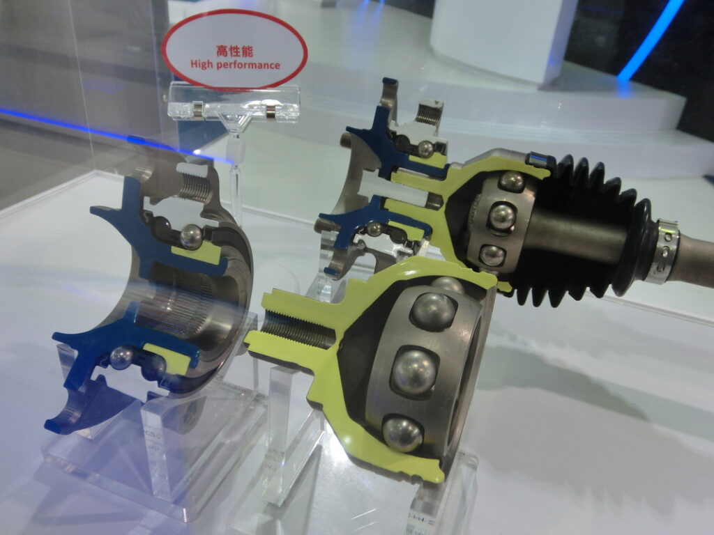 Multi-Axis Powersplit Transaxle - EHFCV