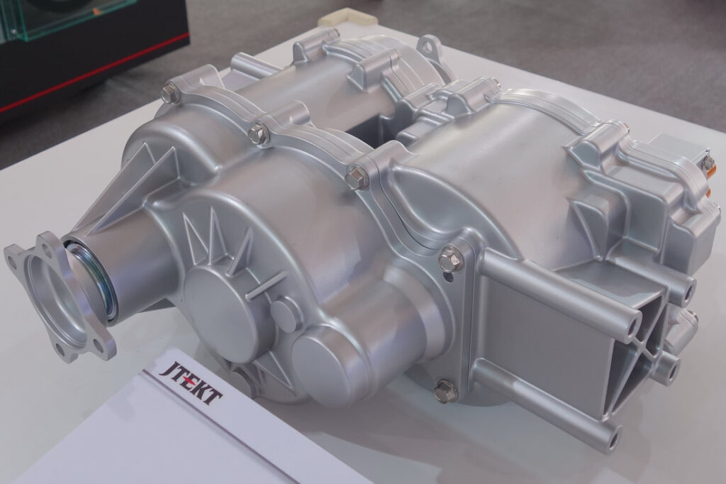 Audi R8 LMP Front Suspension - EHFCV