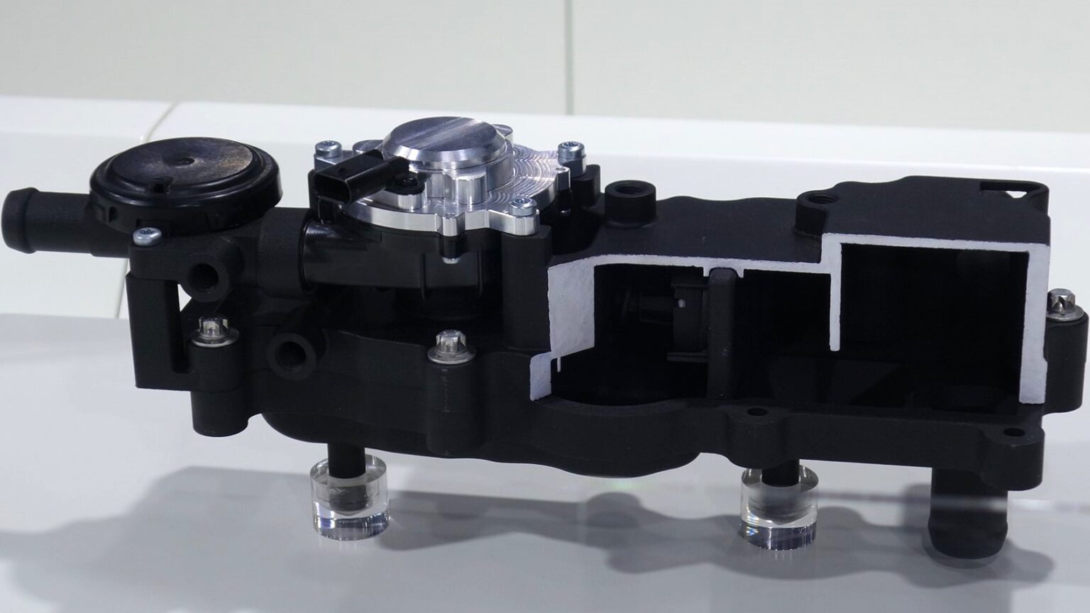 ElringKlinger EU7 Oil Separator Box | EHFCV