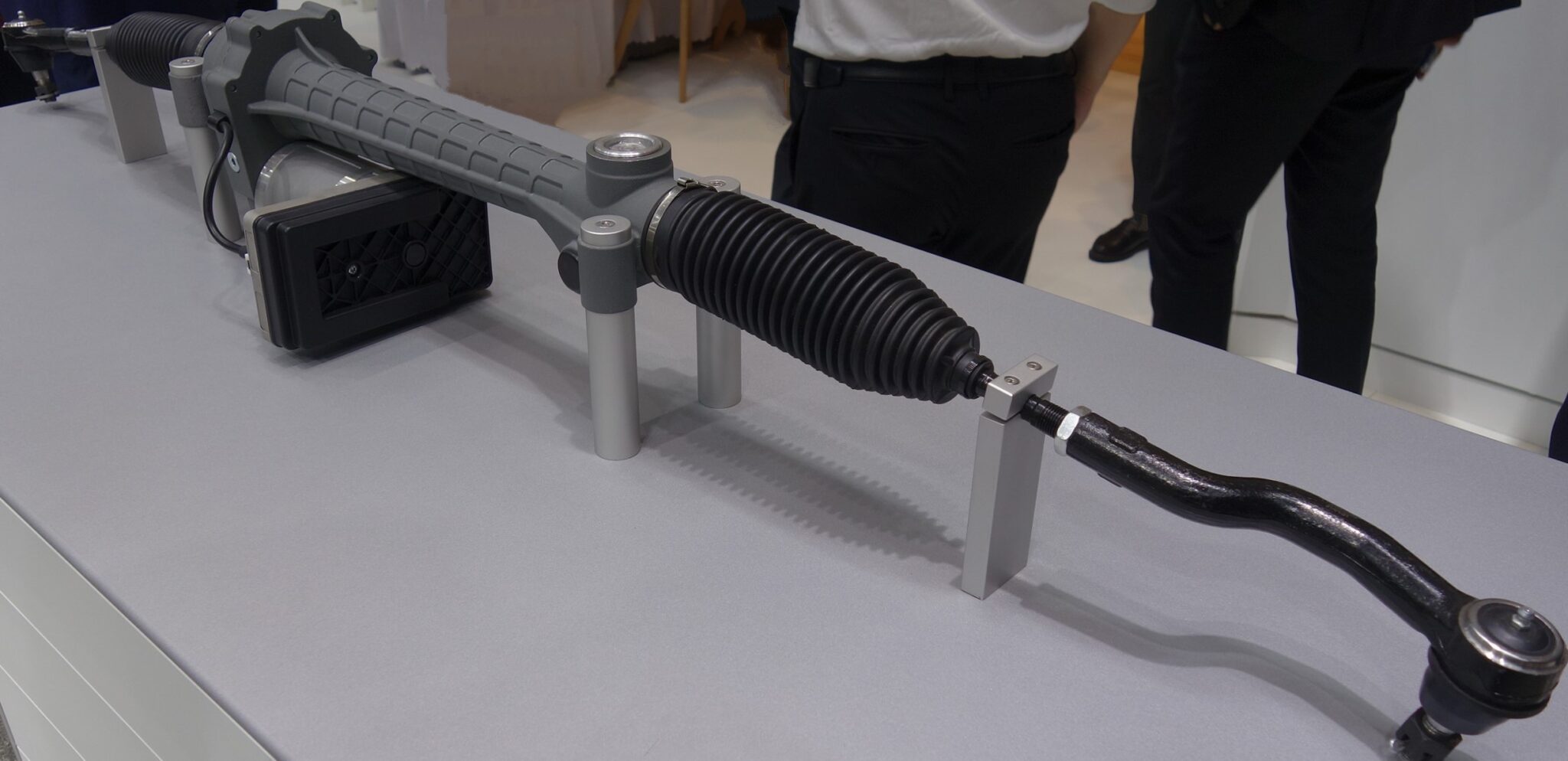 Schaeffler Fully Integrated Front Wheel by-Wire Steering System | EHFCV