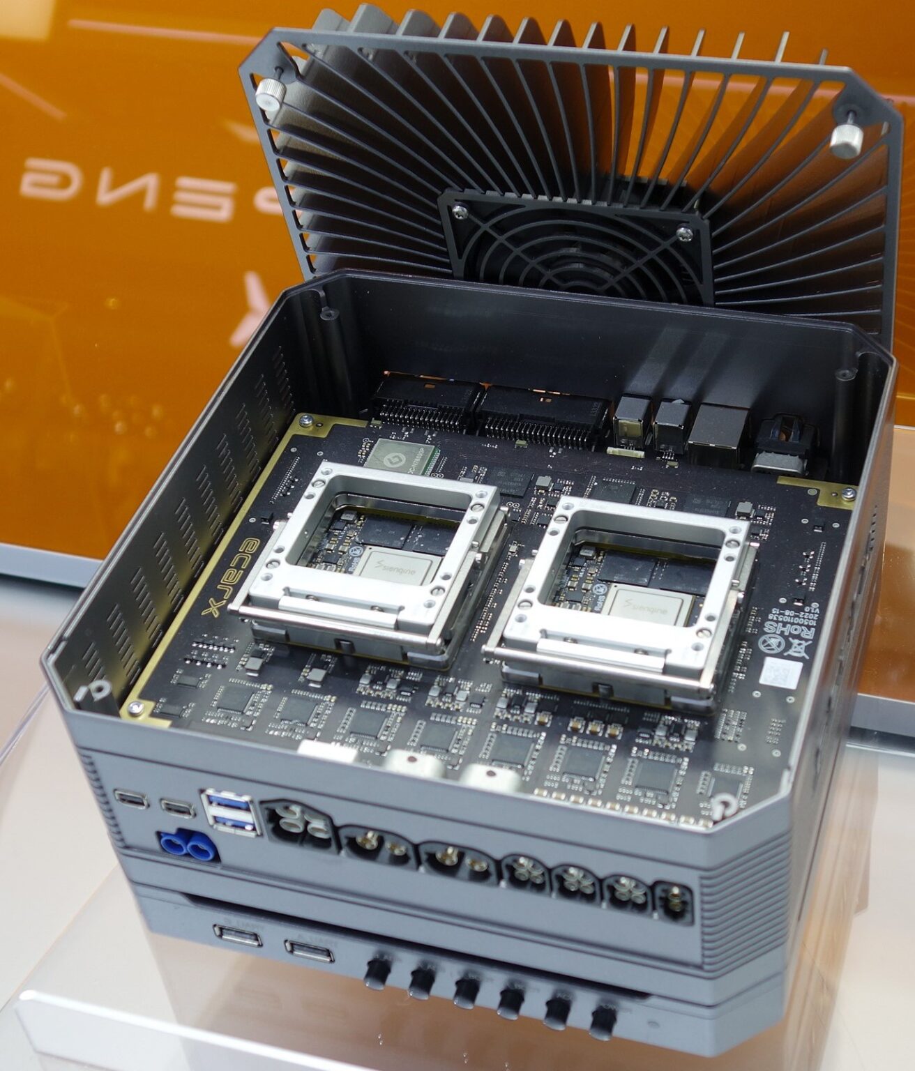 ECARX Antora 1000 Pro Computing Platform | EHFCV