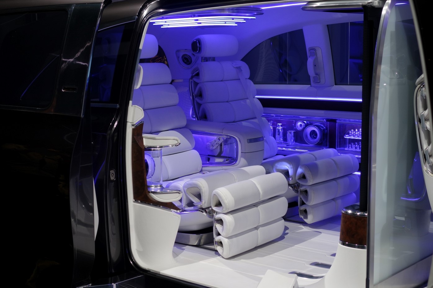 Mercedes-Benz Vision V Show Car | EHFCV
